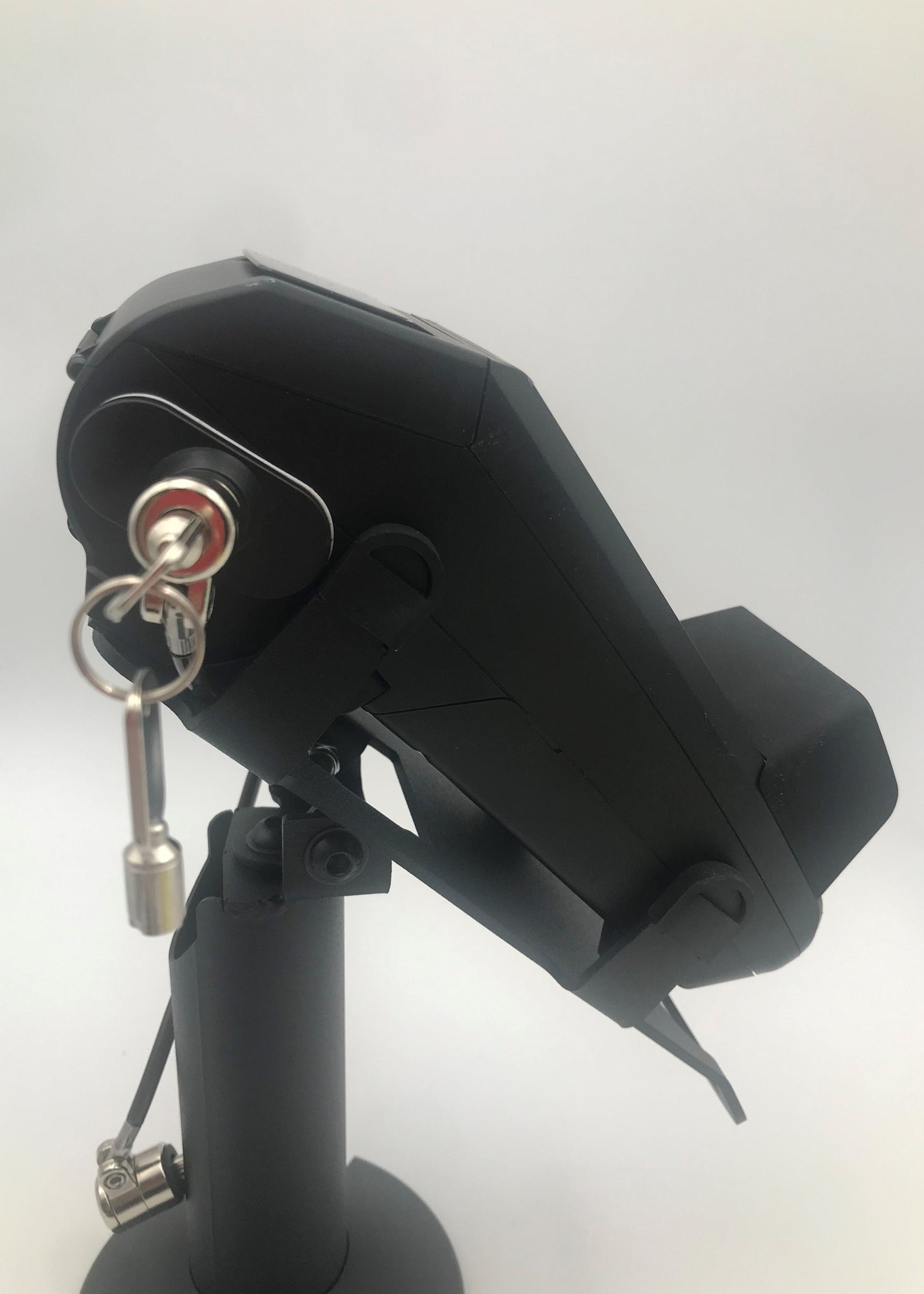 Device to Stand Security Tether Lock , Two Keys 8" (Black)